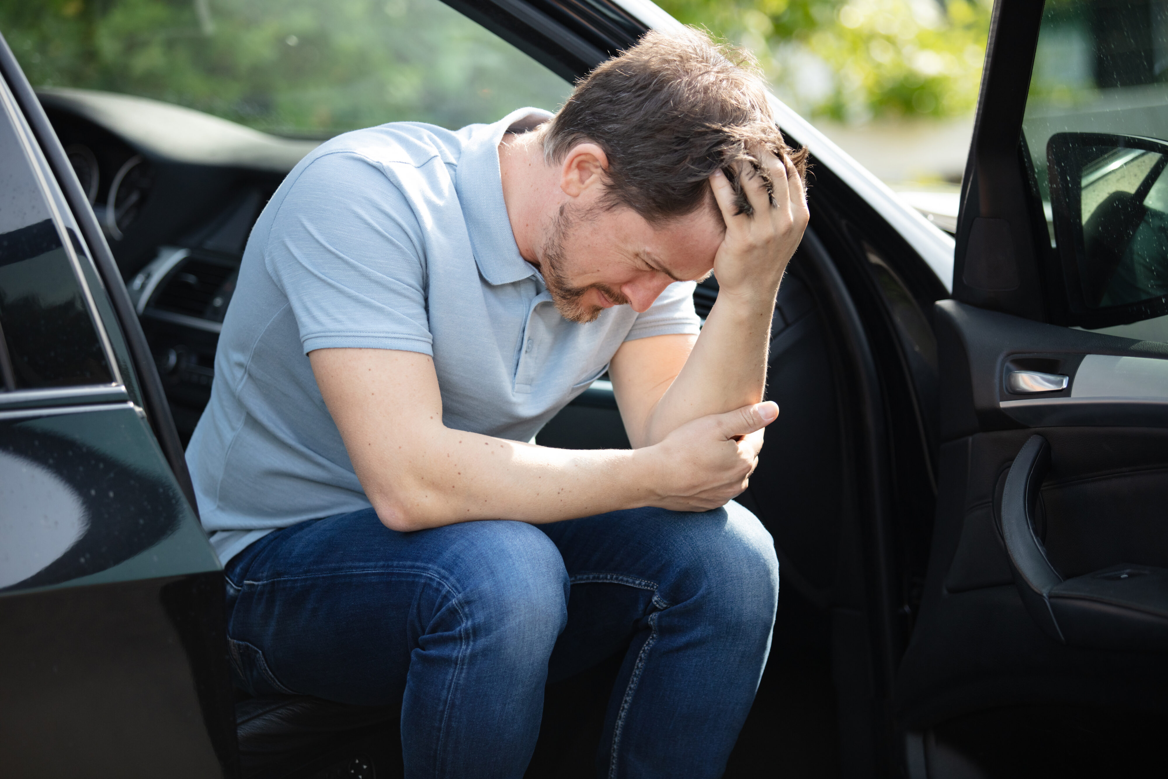 15 Delayed Symptoms After a Car Accident in California - Deldar Legal